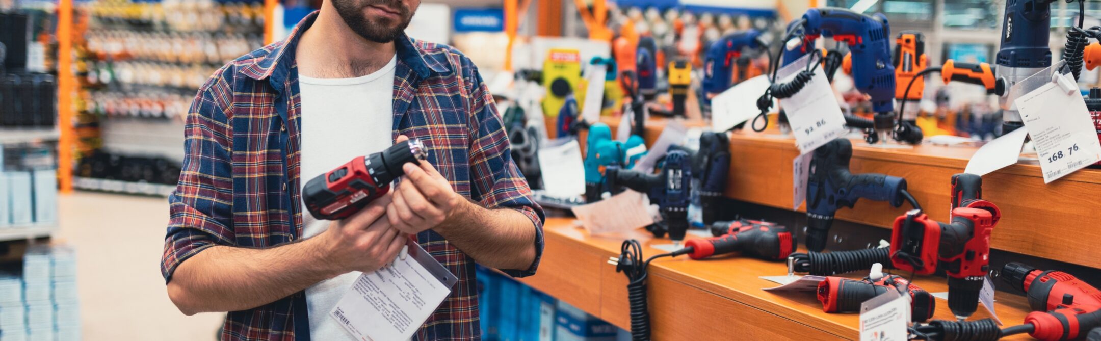 TraQline Industry Infographic - Power Tools for US and Canada | HIRI